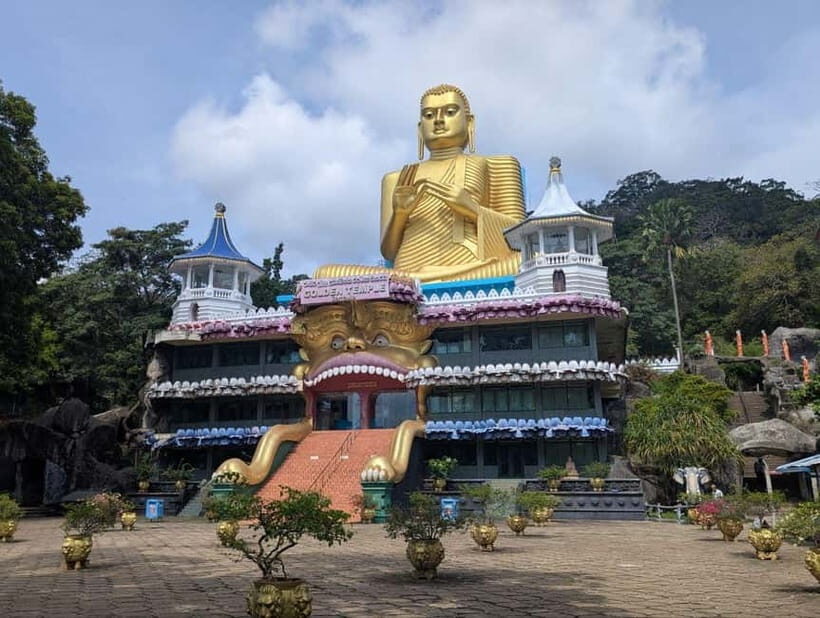 From Kandy: Polonnaruwa 2-Day Tour with farmers launch - Key Points