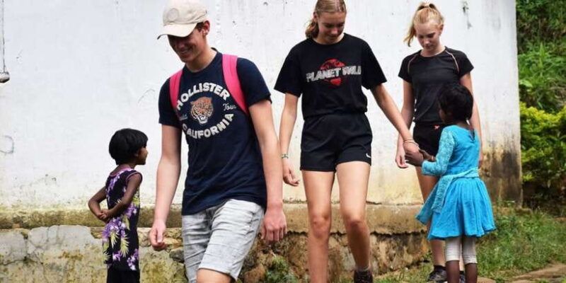 From Kandy: Private Guided Hike to Heeloya - What Travelers Say