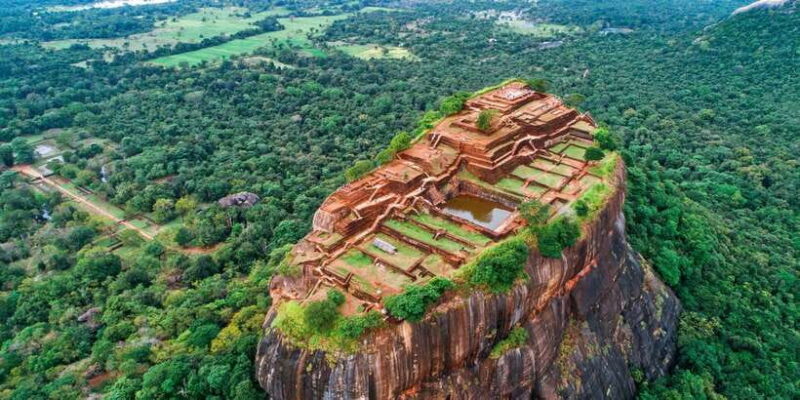 From Kandy: Sigiraya Day Tour - The Guide and Transportation Experience