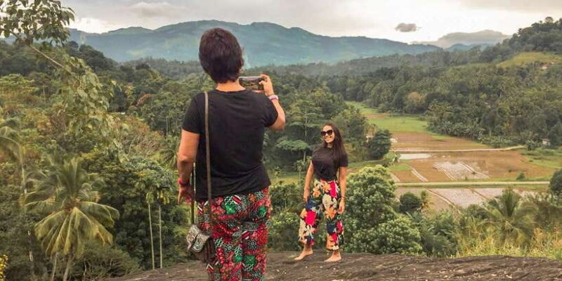 From Kandy: The Temple Run Tour - The Experience of Visiting Sri Lanka’s Temples