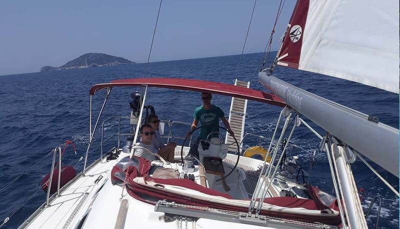 From Kassandra: Halkidiki Half-Day Beach Private Cruise - FAQ
