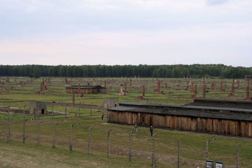 From Katowice: Auschwitz-Birkenau Skip-the-Line Guided Tour - What to Expect on the Auschwitz-Birkenau Tour