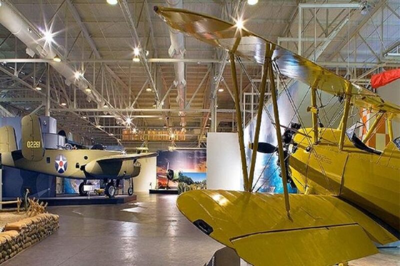 From Kauai: USS Arizona Memorial and Honolulu City Tour - Key Points