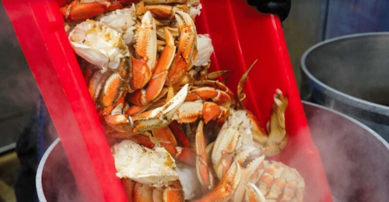 From Ketchikan: Crab Feast Lunch at World Famous Lodge - From Ketchikan: Crab Feast Lunch at World Famous Lodge — An Authentic Alaskan Experience