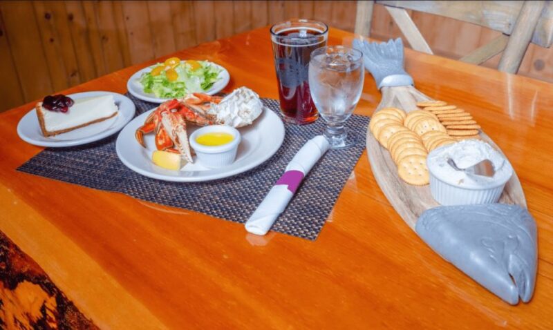 From Ketchikan: Crab Feast Lunch at World Famous Lodge - An Inside Look at the Experience