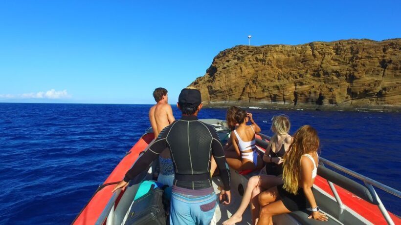 From Kihei: Molokini Crater and Turtle Town Snorkeling - Considerations and Who This Tour Suits Best