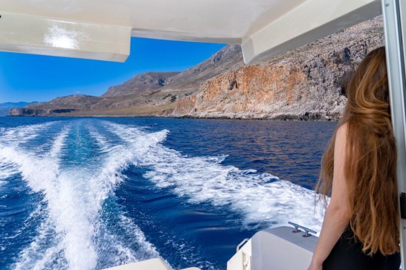 From Kissamos: Private Boat Cruise to Historic Pirate Island - Key Points