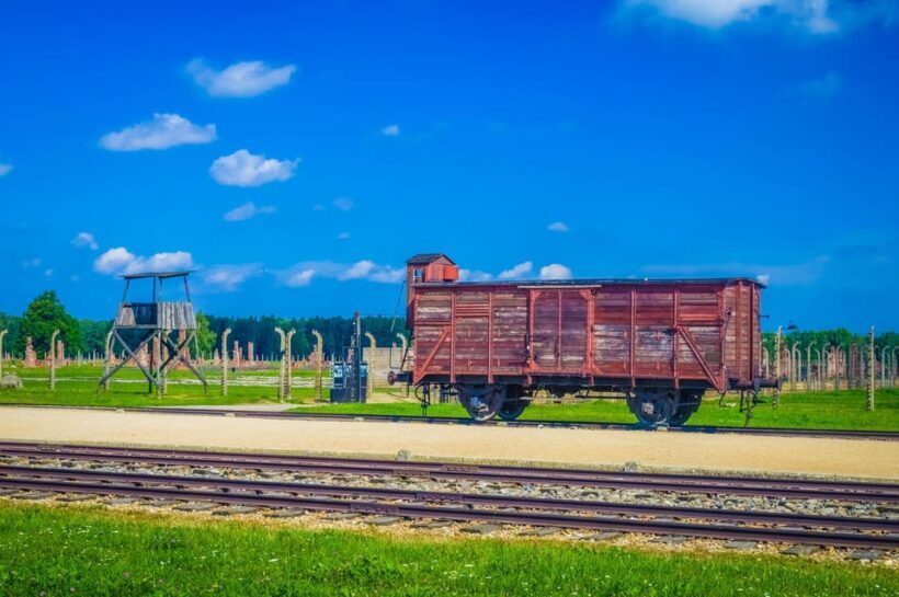 From Krakow: Auschwitz-Birkenau Tour with Transportation - What Makes This Tour Stand Out (and What to Watch For)
