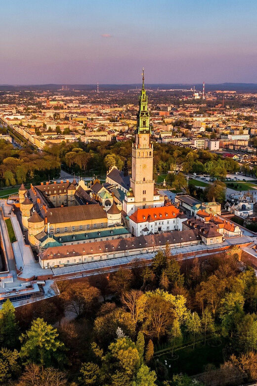 From Krakow: Black Madonna Sanctuary of Czstochowa Day Tour - A Practical Look at the Czestochowa Tour