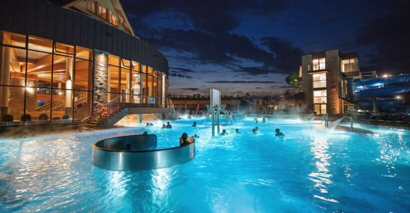 From Krakow: Chocholowskie Thermal Baths with Entry Ticket - What to Expect at the Baths