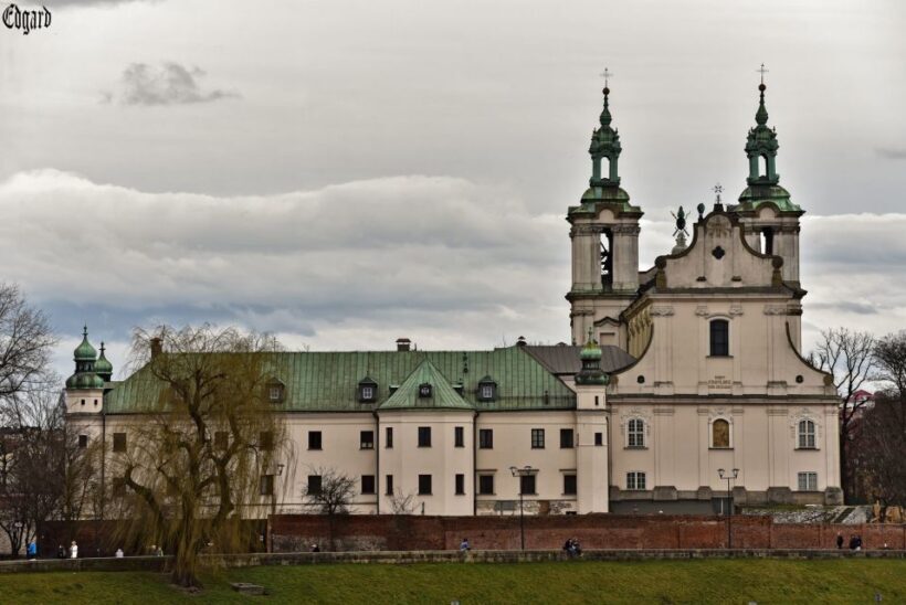 From Krakow: Czstochowa "Black Madonna" Day Tour - The Experience for Different Travelers