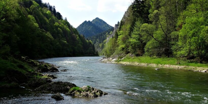 From Krakow: Pontoon Rafting and Thermal Baths Experience - Exploring the Day: A Closer Look at the Experience
