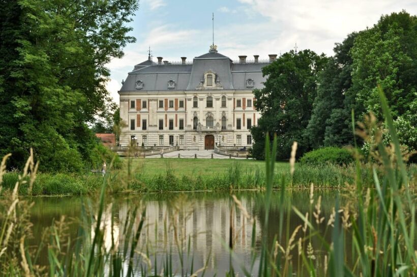 From Krakow: Pszczyna Castle and Bison Reserve Day Trip - Discovering Pszczyna: A Fairytale Castle and Beyond