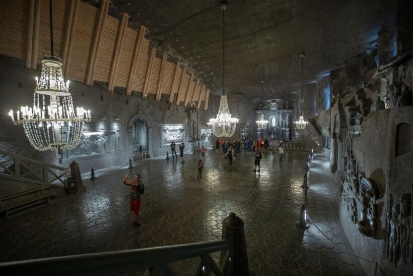 From Krakow: Wieliczka Salt Mine Guided Tour - The Itinerary: What to Expect