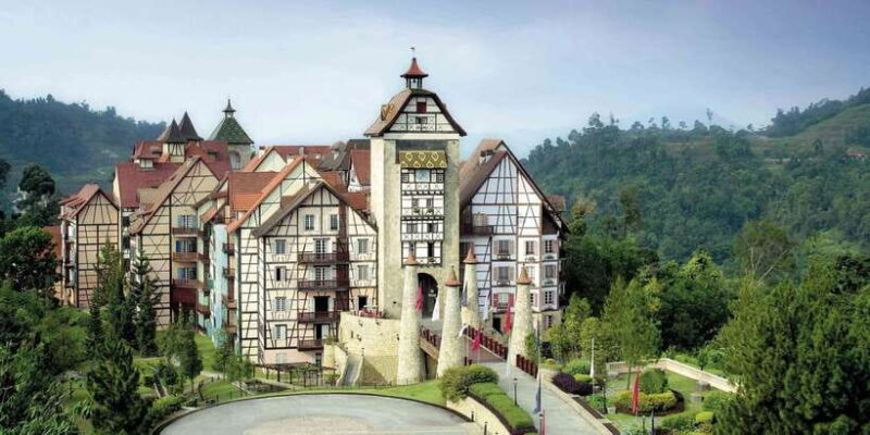 From Kuala Lumpur: Colmar Tropicale and Batu Caves Day Trip - Authentic Experiences from Real Travelers