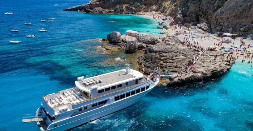 From La Caletta or Orosei: Gulf of Orosei Cruise - The Scenic Highlights