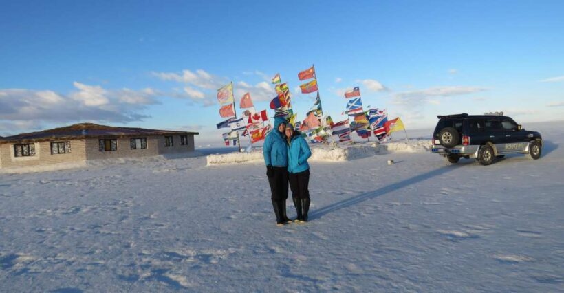 From La Paz: 1-Day 1-Night Uyuni Salt Flats Tour by Flight - Key Points