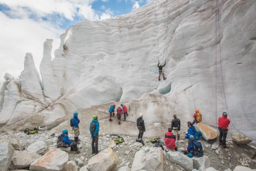 From La Paz: Huayna Potosí Mountain 3-Day Ice-Climbing Trip - A Closer Look at the Huayna Potosí 3-Day Ice-Climbing Tour