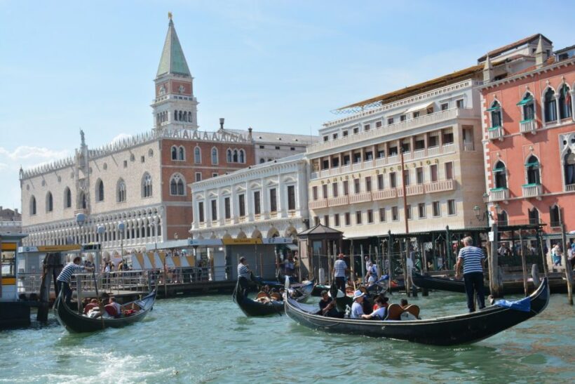 From Lake Garda: Full-Day Guided Group Tour of Venice - FAQ
