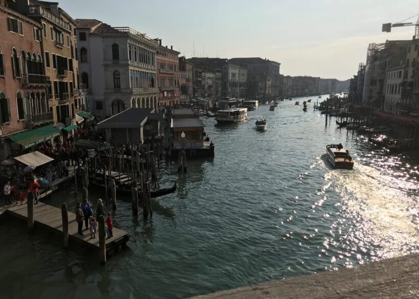 From Lake Garda: Venice City and Lagoon Guided Tour - Free Exploration and Optional Gondola Rides