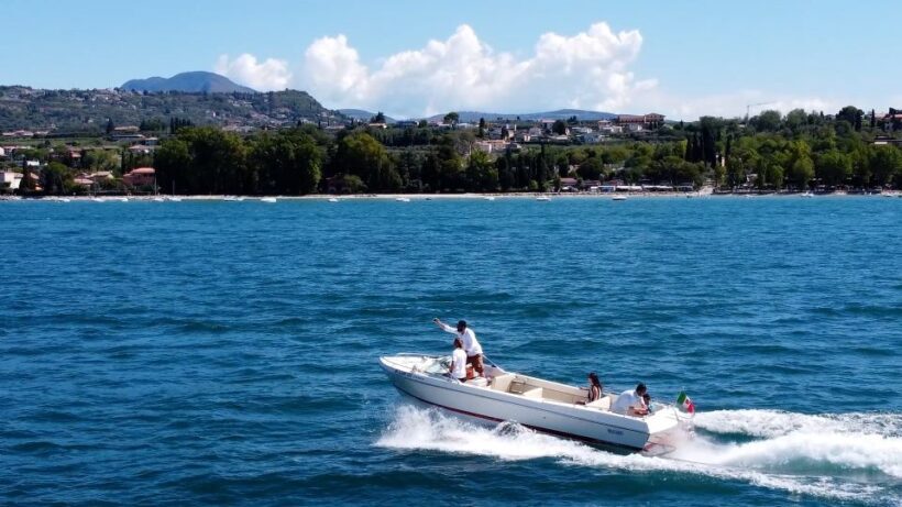 From Lazise: 4 hours boat tour cruise on Lake Garda - Introduction: The Charm of a Lake Garda Boat Tour