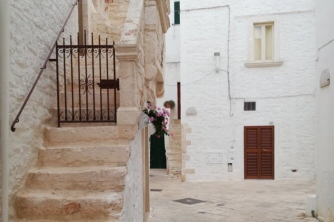 From Lecce: Alberobello, Locorotondo, Ostuni & Apulian Brunch - Health, Safety, and Accessibility