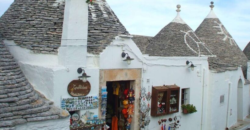 From Lecce: Alberobello trulli private day tour - Key Points