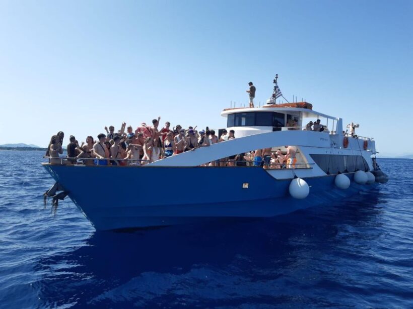 From Lefkimmi: Corfu, Kavos Party Booze Cruise - Key Points