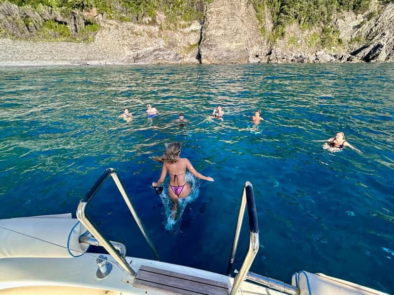 From Levanto: Guided Cinque Terre Boat Cruise - An In-Depth Look at the Guided Cinque Terre Boat Cruise