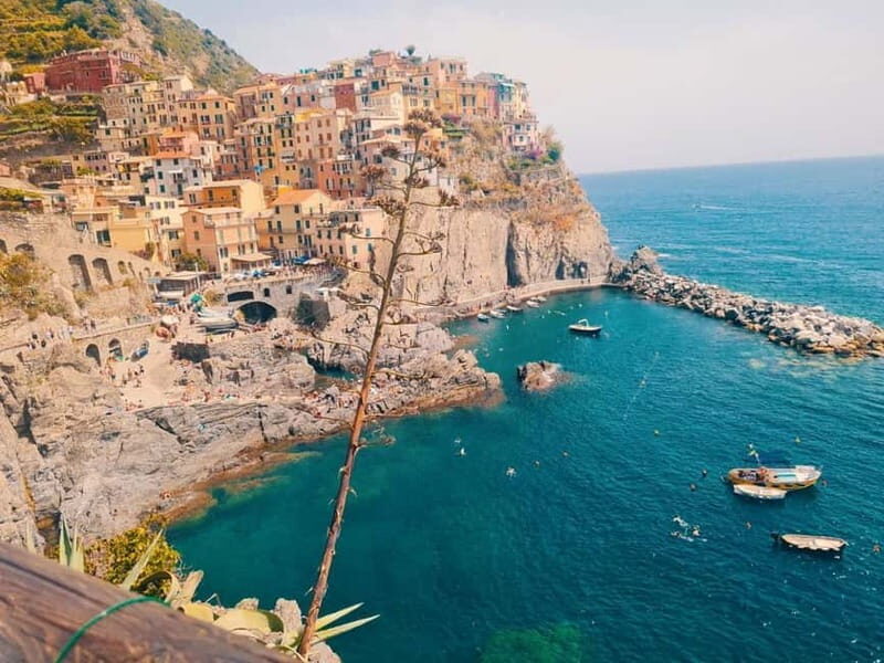From Levanto: Guided Cinque Terre Boat Cruise - Food and Drink