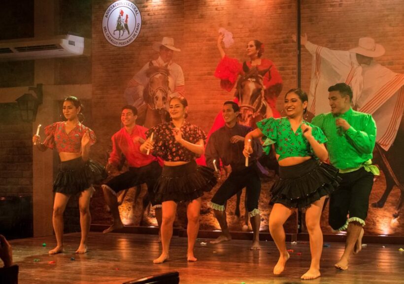 From Lima: Pachacamac Archaeological Tour & Lunch Show - Exploring the Pachacamac Site: A Walk Through Ancient Peru