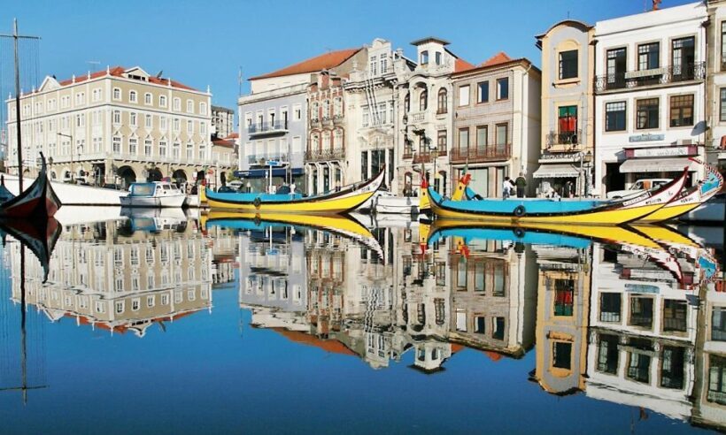From Lisbon: Aveiro, Moliceiro Boat and Coimbra Tour - FAQ