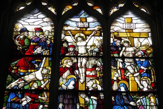 From Lisbon: Batalha, Alcobaça, Óbidos, Fátima & Nazaré - Alcobaça Monastery: A Monumental Legacy