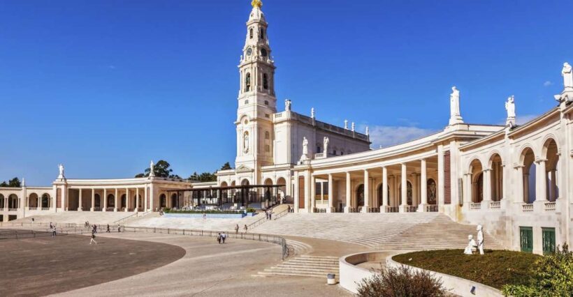 From Lisbon: Fátima, Batalha, Nazaré and Óbidos Day Tour - The Itinerary Breakdown — What You’ll Experience