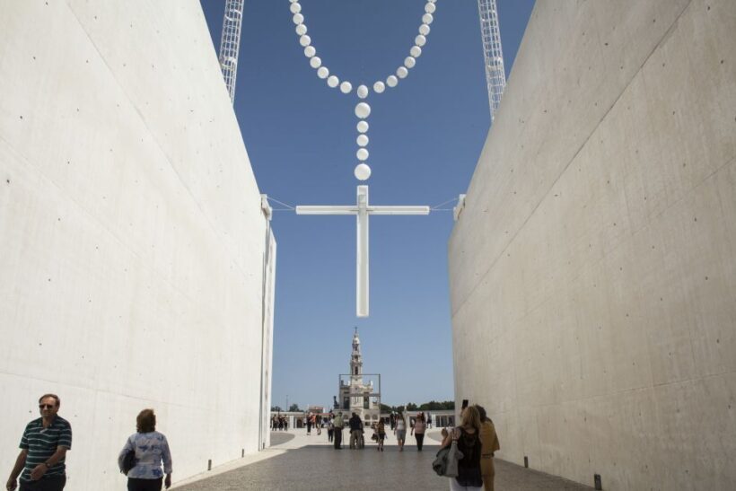 From Lisbon: Fatima, Nazaré and Óbidos Full Day Private Tour - Practicalities and Value