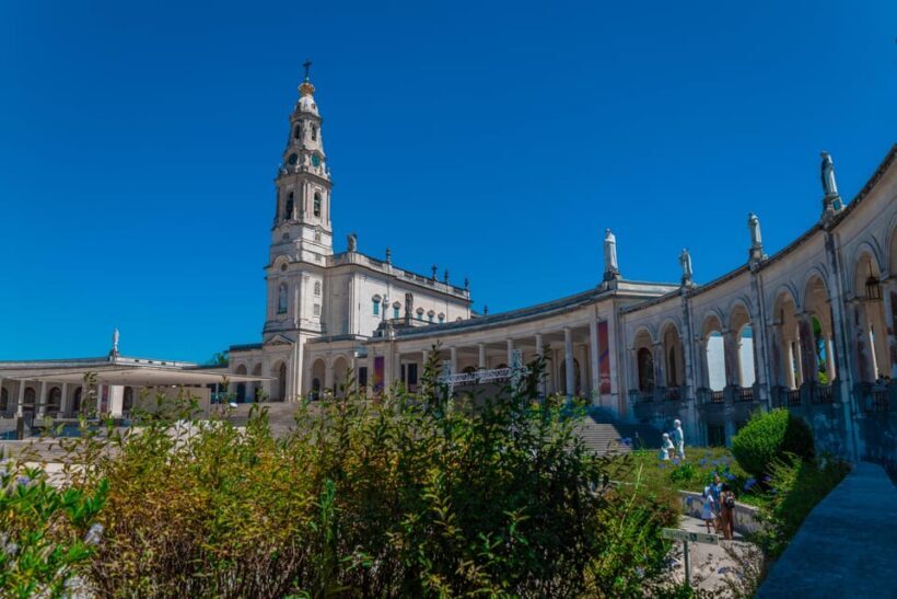From Lisbon: Fátima, Nazaré & Sintra  3 Cities Guided Tour - A Practical Guide to the Tour