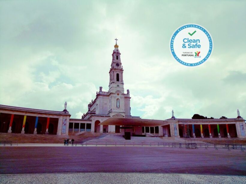From Lisbon: Fátima Sanctuary and Batalha Monastery (UNESCO) - Key Points