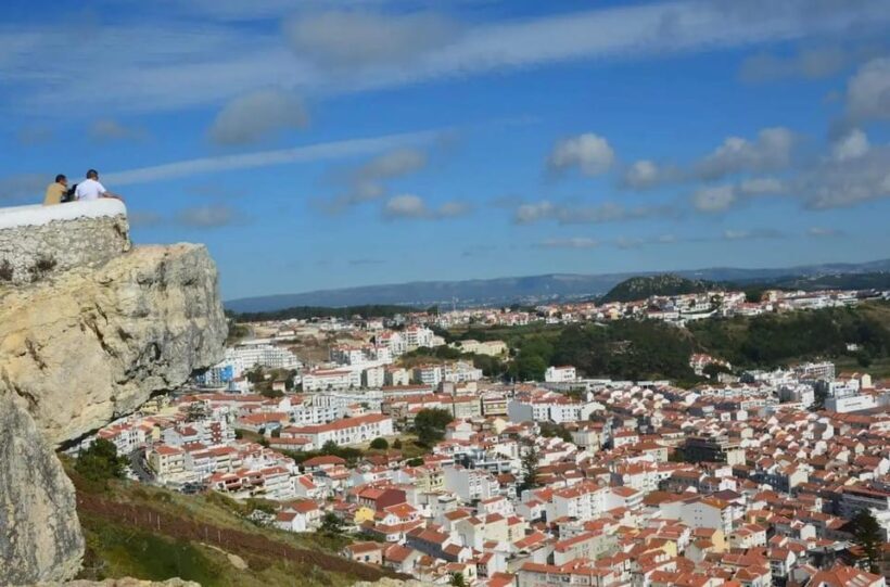 From Lisbon: Guided tour of Fátima, Nazaré and Óbidos - The Guides: The Heart of the Tour