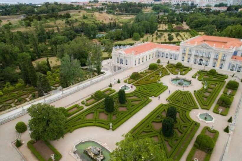 From Lisbon or Cascais: Mafra, Ericeira, and Queluz Day Tour - Discovering the Highlights