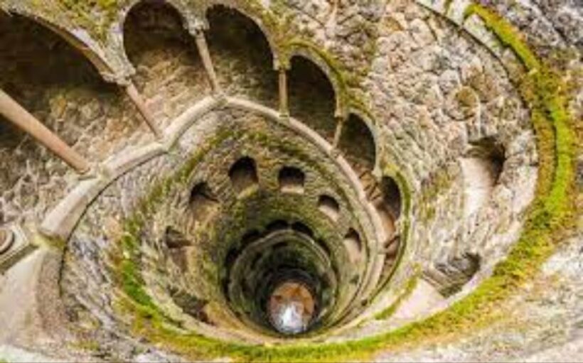 From Lisbon: Pena Palace, Moorish Castle & Cabo da Roca tour - FAQs