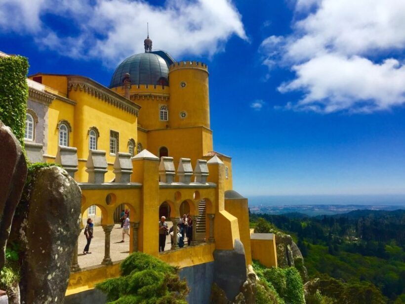 From Lisbon: Pena Palace, Regaleira, Sintra & Cascais Tour - Who Should Consider This Tour?