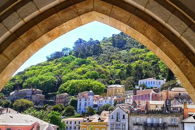 From Lisbon: Private Full Day Tour, Lisbon & Sintra - Meeting and Pickup Details