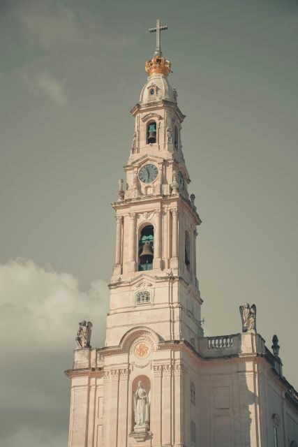 From Lisbon: Private Tour - Fátima,Batalha,Nazaré and Óbidos - Who Will Love This Tour?
