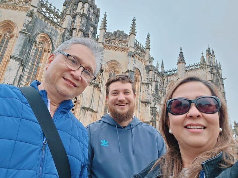 From Lisbon: Private tour to Óbidos, Nazaré, Fátima, Batalha and Alcobaça. - Key Points