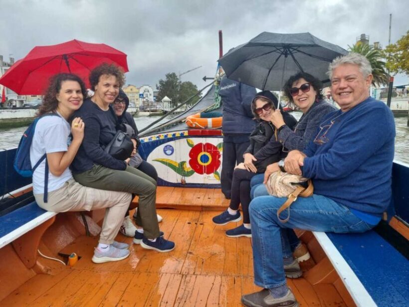 From Lisbon: Private Transfer to Porto with Aveiro Tour - Key Points