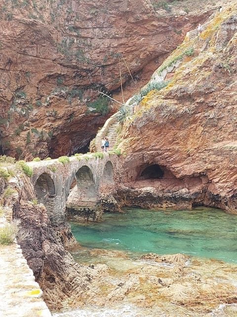 From Lisbon : Round trip to Peniche, Berlengas. - Key Points