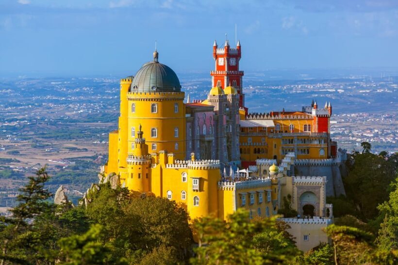 From Lisbon: Sintra, Pena Palace and Regaleira Day Trip - Detailed Review of the Sintra Day Trip