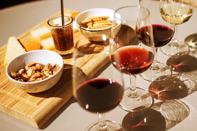 From Lisbon to Evora with Visits and Wine Tasting Guided Tour - Transportation and Group Size