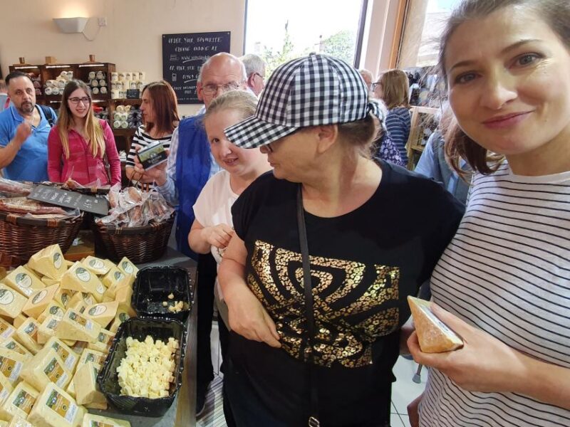 From Liverpool: Full-Day Yorkshire Sightseeing Adventure - Practical Tips for Travelers