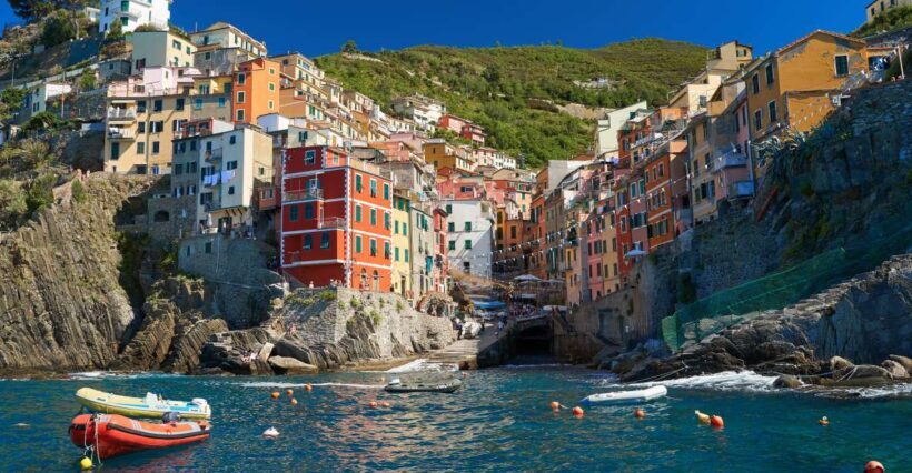From Livorno: Day Trip to Pisa and Cinque Terre's Manarola - Who Should Book This Tour?